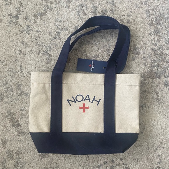 Noah NYC | Bags | Noah Mini Core Logo Tote | Poshmark